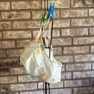 Bestform | Intimates & Sleepwear | Nos Vintage 95s Circle Stitch Bra Sz ...